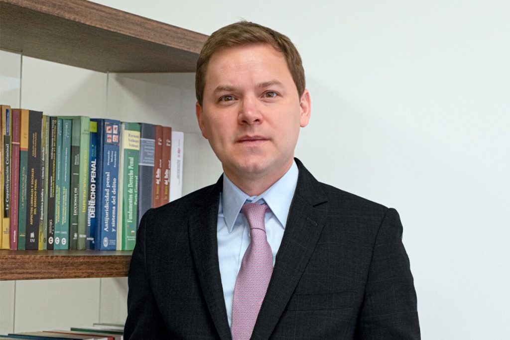 NUESTRO DIRECTOR - Taboada & Abogados